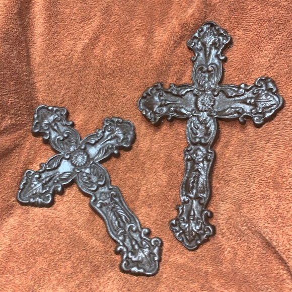Wall Decor | Two Matching Metal Crosses | Poshmark